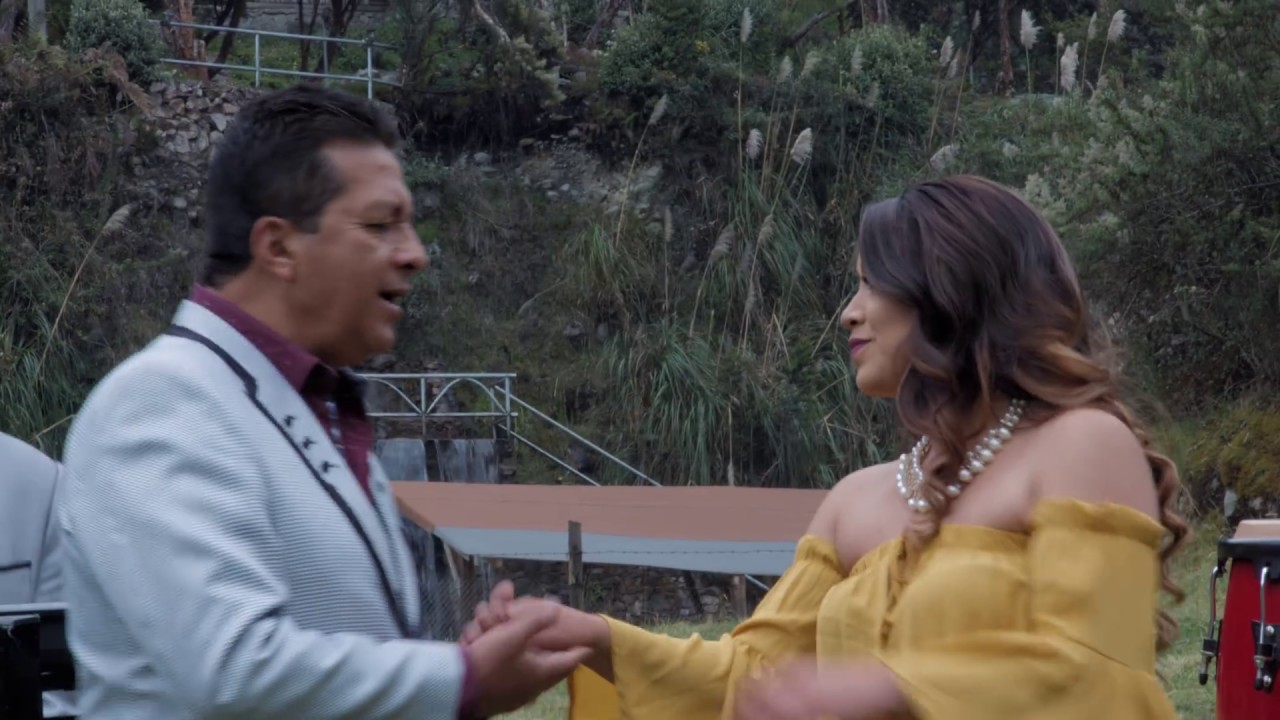 Máximo Escaleras Feat Orquesta de Fiesta con Clase - Semana de Amor ...