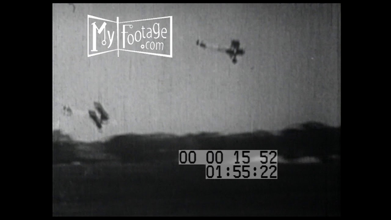 1920s Airplanes Perform Tricks (Silent) - YouTube