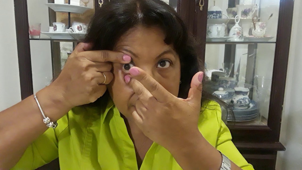 Insert & Remove RGP - YouTube