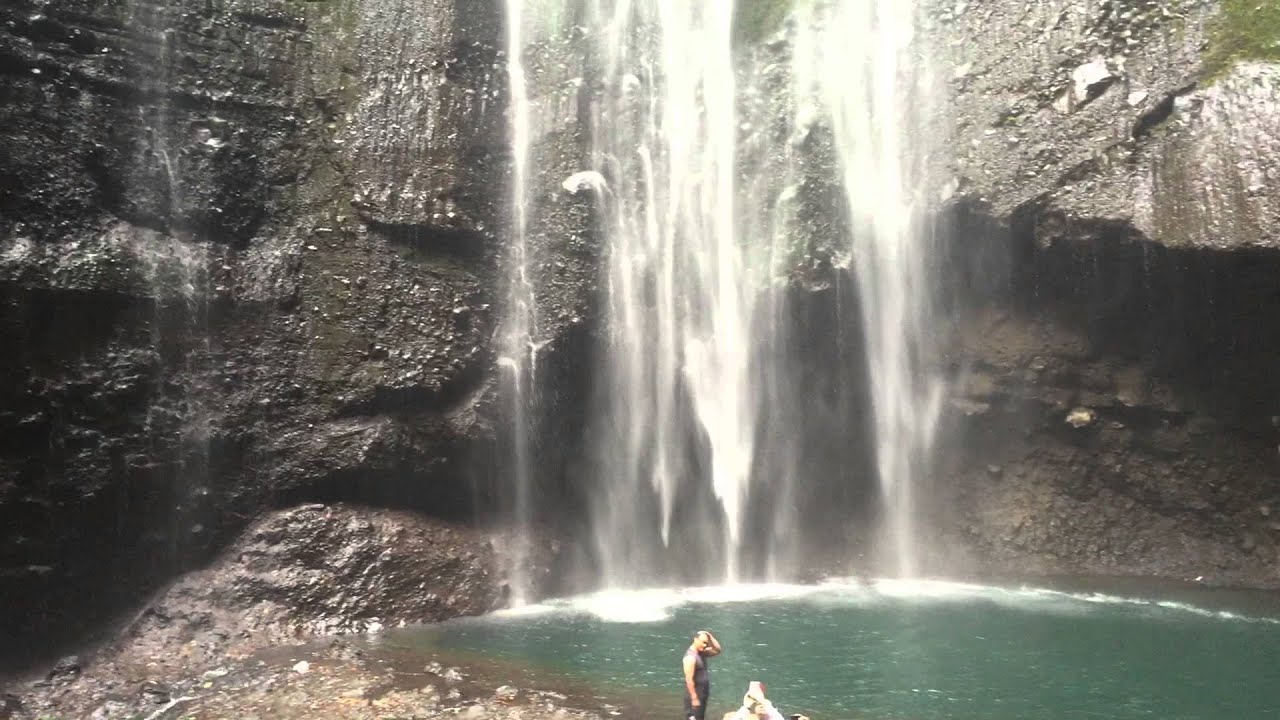Madakaripura waterfall surabaya - YouTube