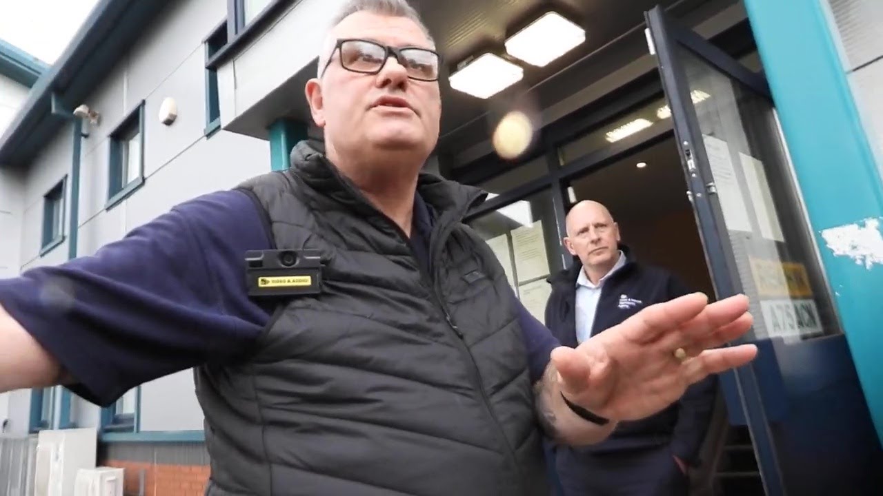 D.V.S.A ANGRY DRIVING INSTRUCTOR - YouTube