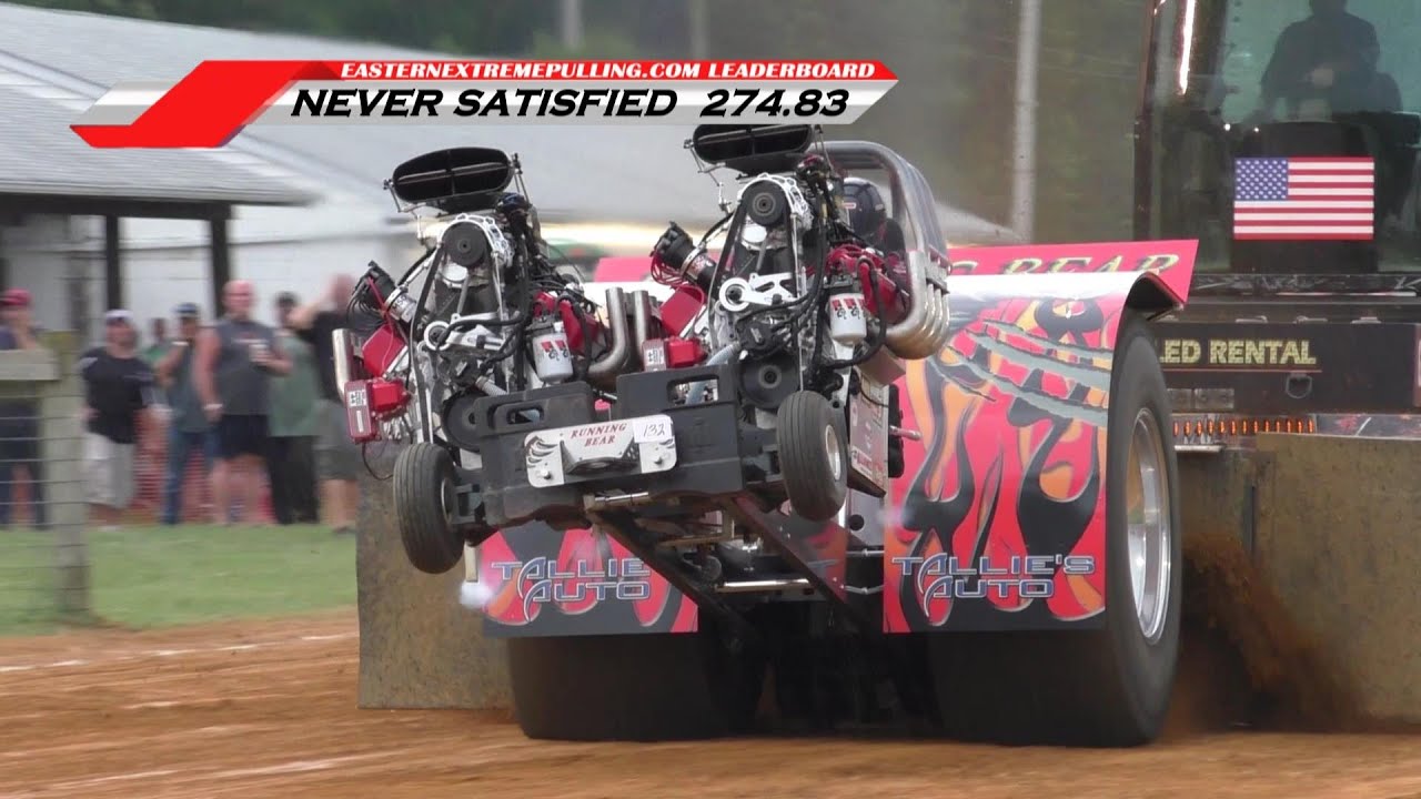 Lucas Oil Modified Tractors In Action At La Plata, MD - YouTube