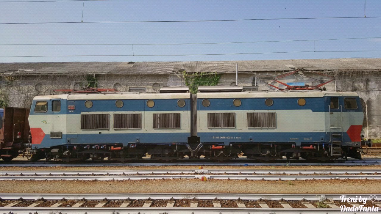 TRIPLA TRAZIONE coils E-656 607 + due E-652! - YouTube