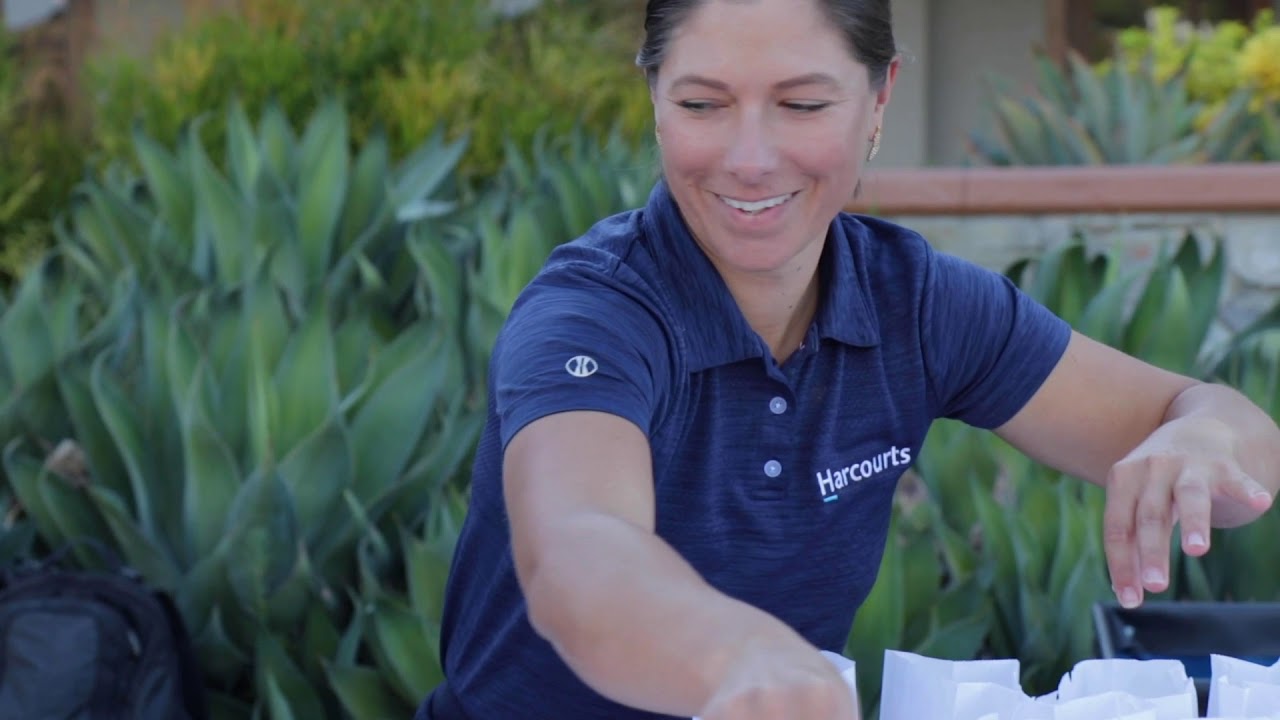 2019 Harcourts Hope for the Holidays JoyDrive LAUNCH | Jessie Rees ...