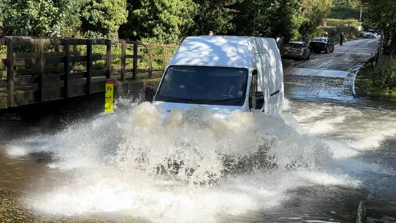 ⁴ᴷ Rufford Ford || Vehicles vs Flooded Ford || Cars in the Water || #23 ...