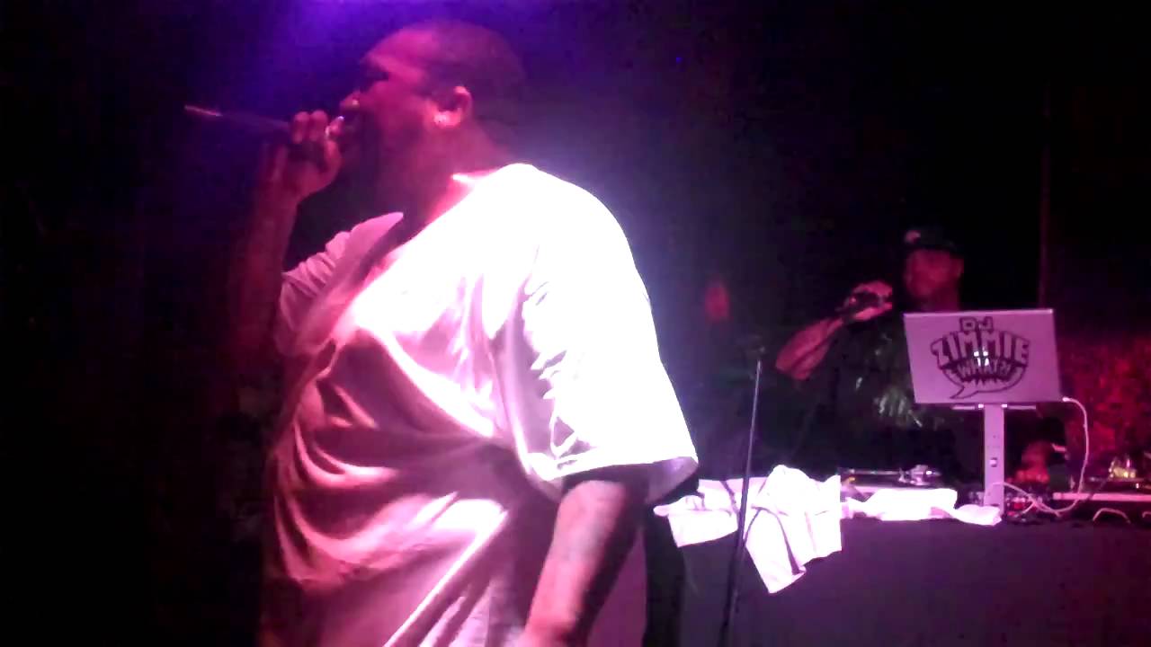 Rapper Big Pooh of Little Brother "Lovin It" @ Crown Room (Leigh ...