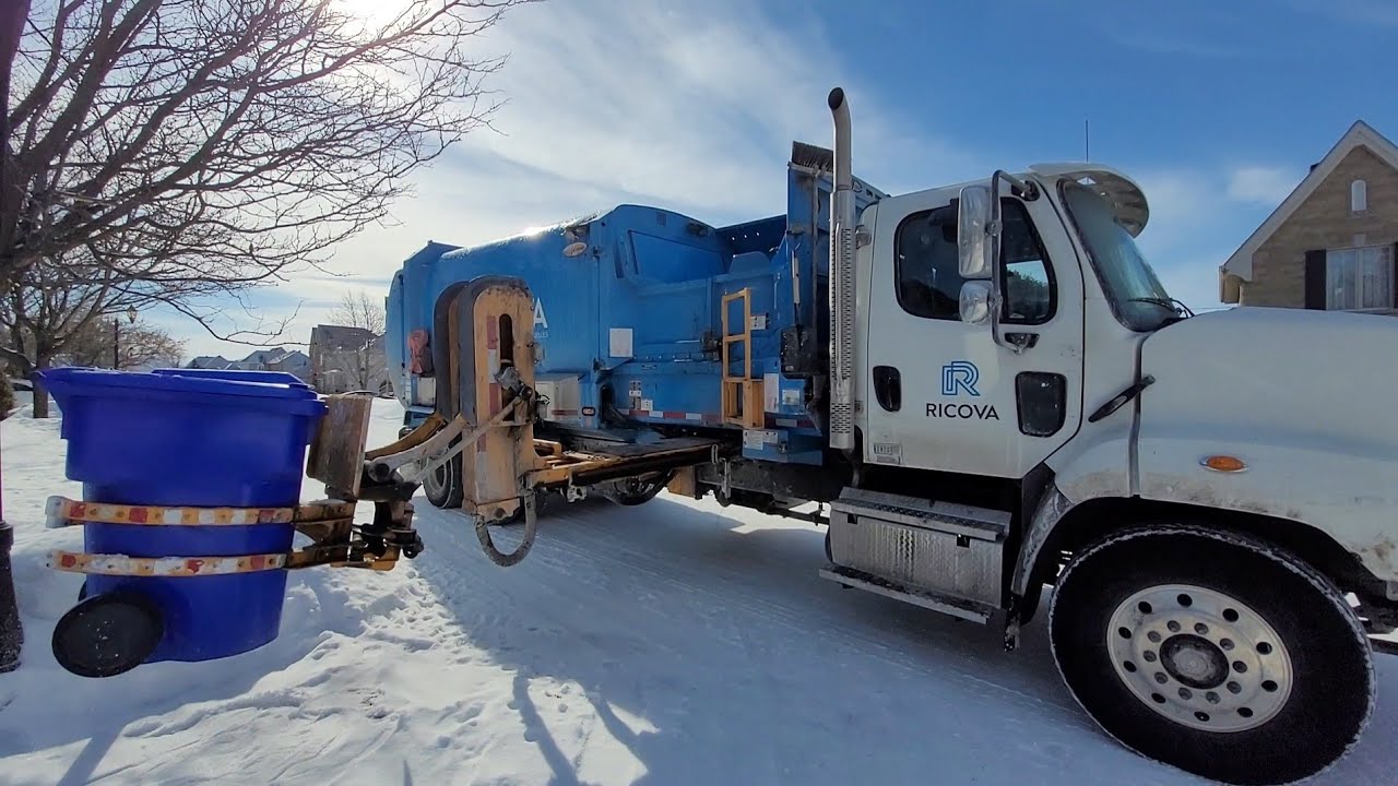 Brand New Ricova Freightliner 108 SD Labrie Automizer Right Hand In ...