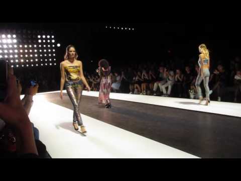 NYFW Spring/Summer 2017 Day 1 - Jeans for Refugees by Johny Dar