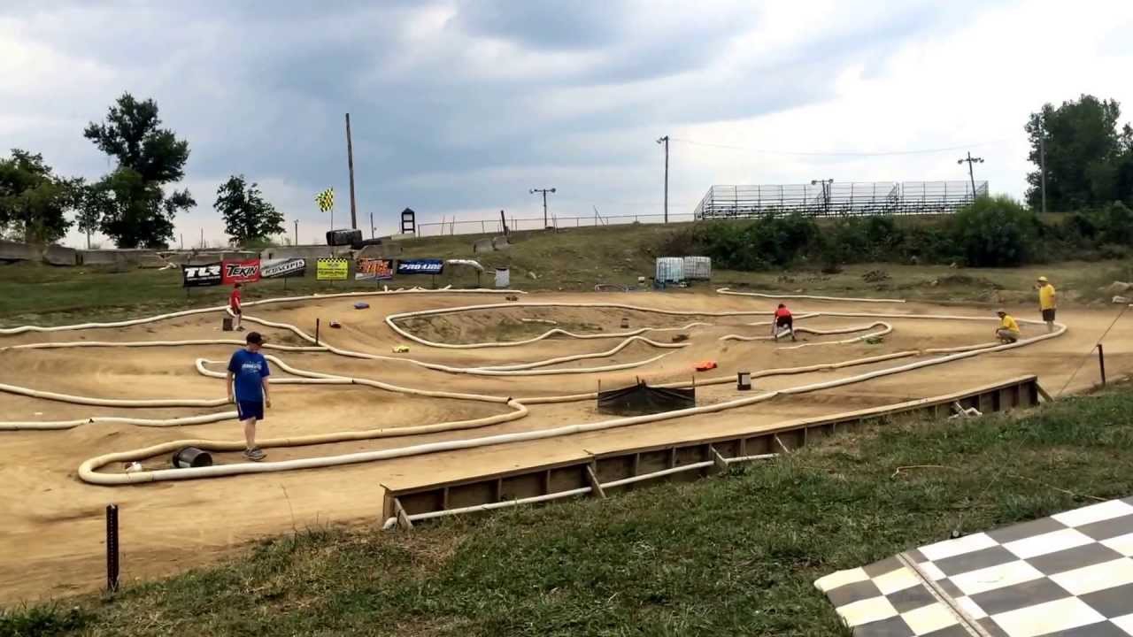 RC Short Course Trucks at DORCOT - YouTube