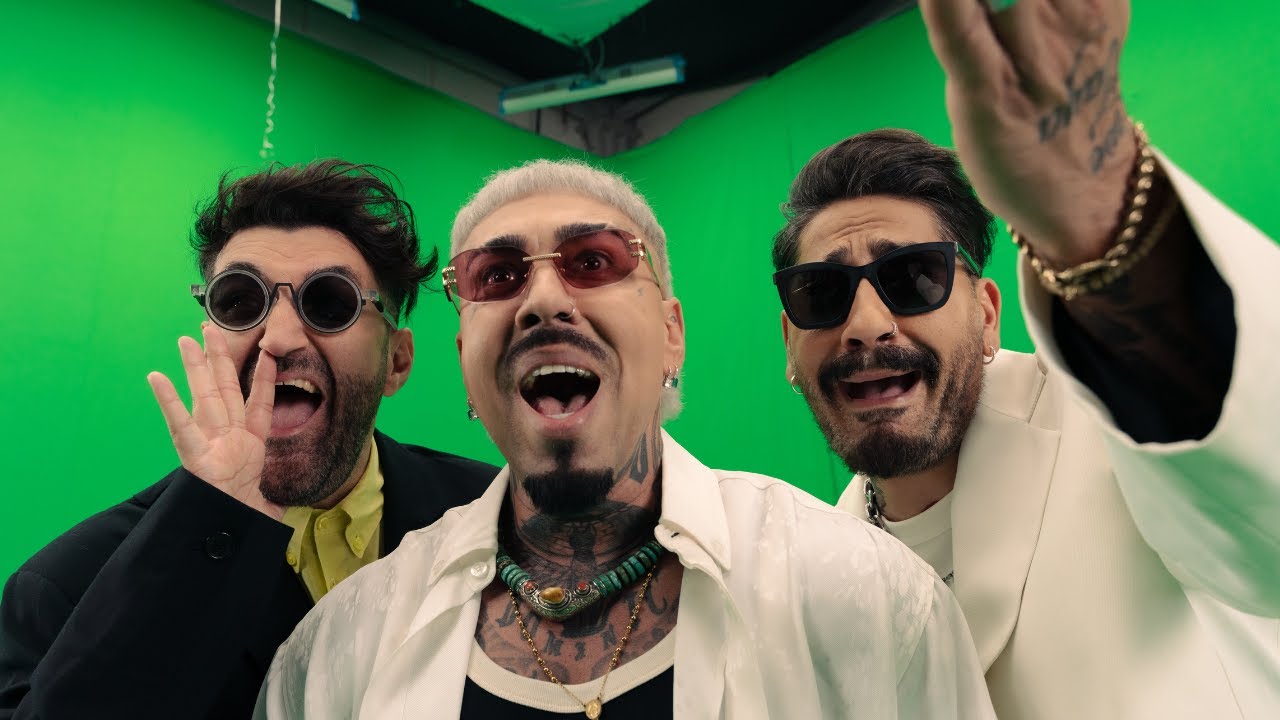 Smiley, Alex Velea, Connect-R - Diva | Official - YouTube