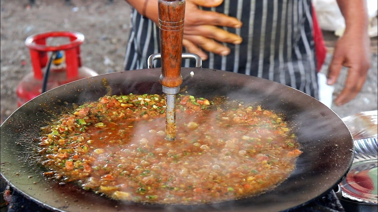 Delicious Surati Omelette Keema Simple Recipe | Surat Egg Dishes ...