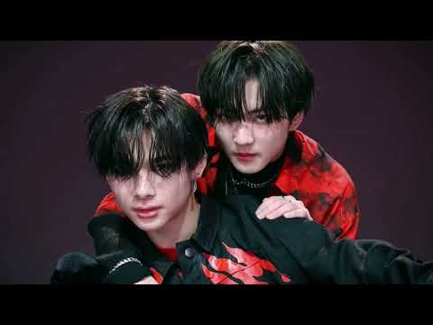 Bleeding Darkness & Blessed Cursed - Dance Mirrored - YouTube