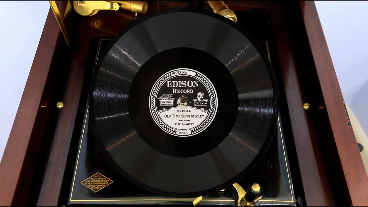 Vocal group, Ritz Quartet, "Old Time Song Medley", Edison Diamond Disc ...