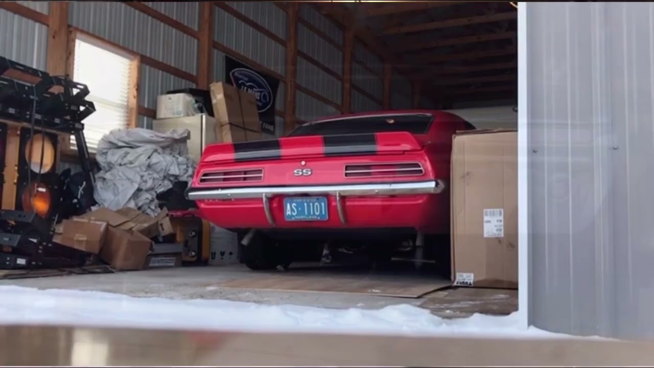 classic american muscle cars loud cold start compilation - YouTube
