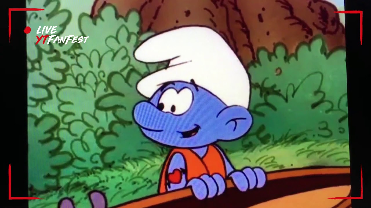 Smurfs the smurf walk cafe colorful - YouTube
