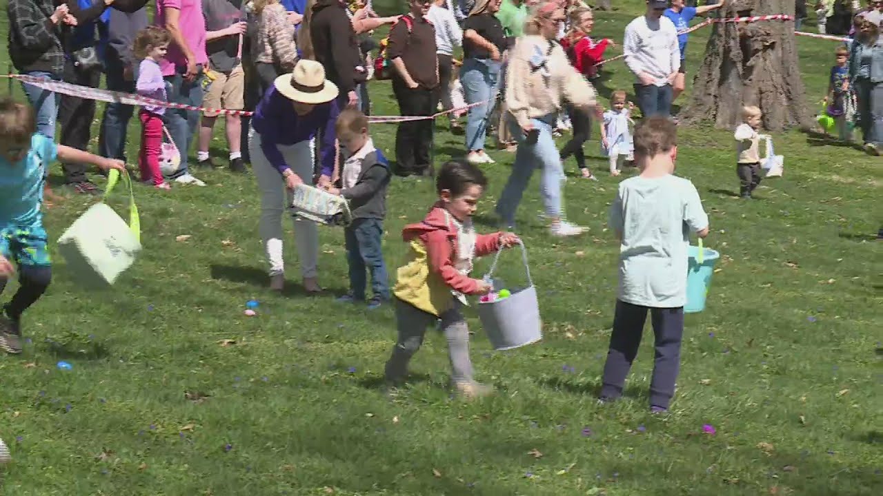 Children gather for Francis Park's Easter egg hunt - YouTube