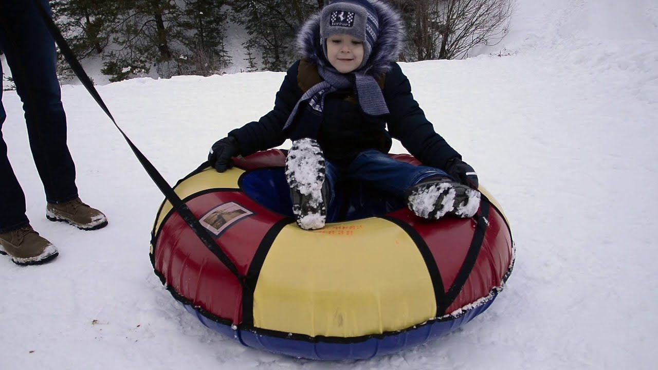 VLOG Экстремальная забава катание на ватрушках. Extreme Russian winter ...