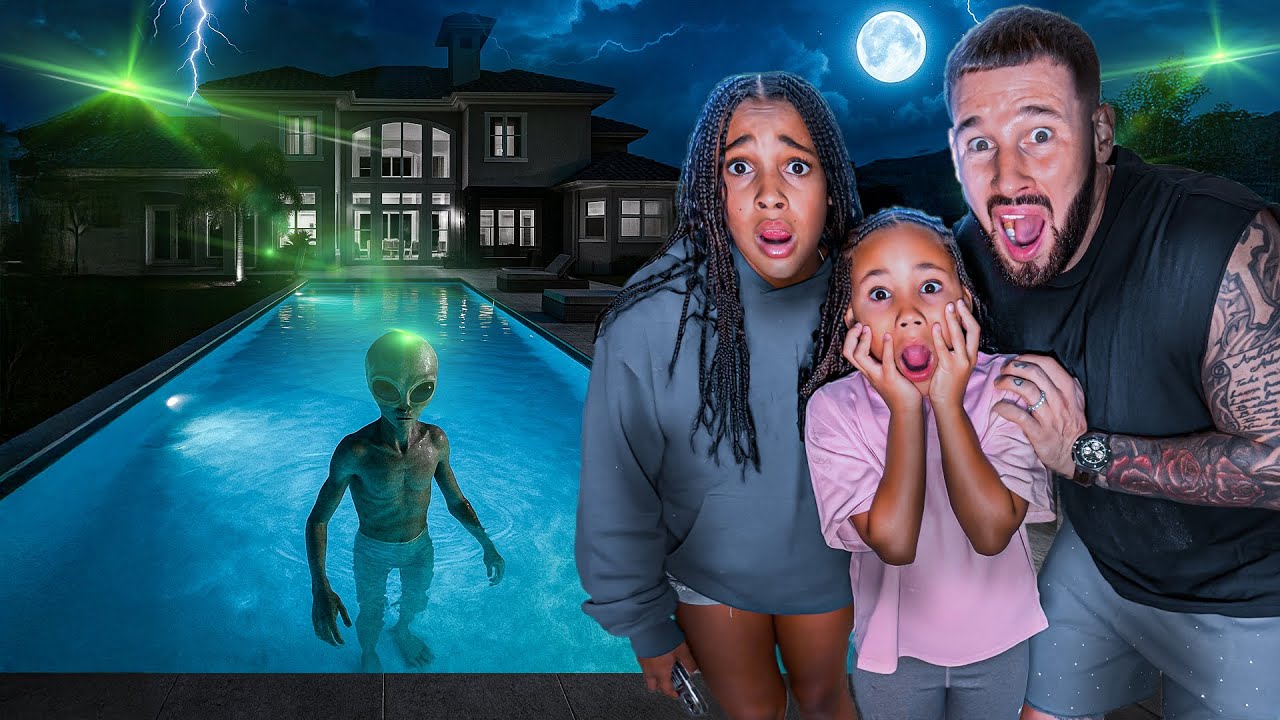 ALIEN Caught SWIMMING in our POOL.. - YouTube