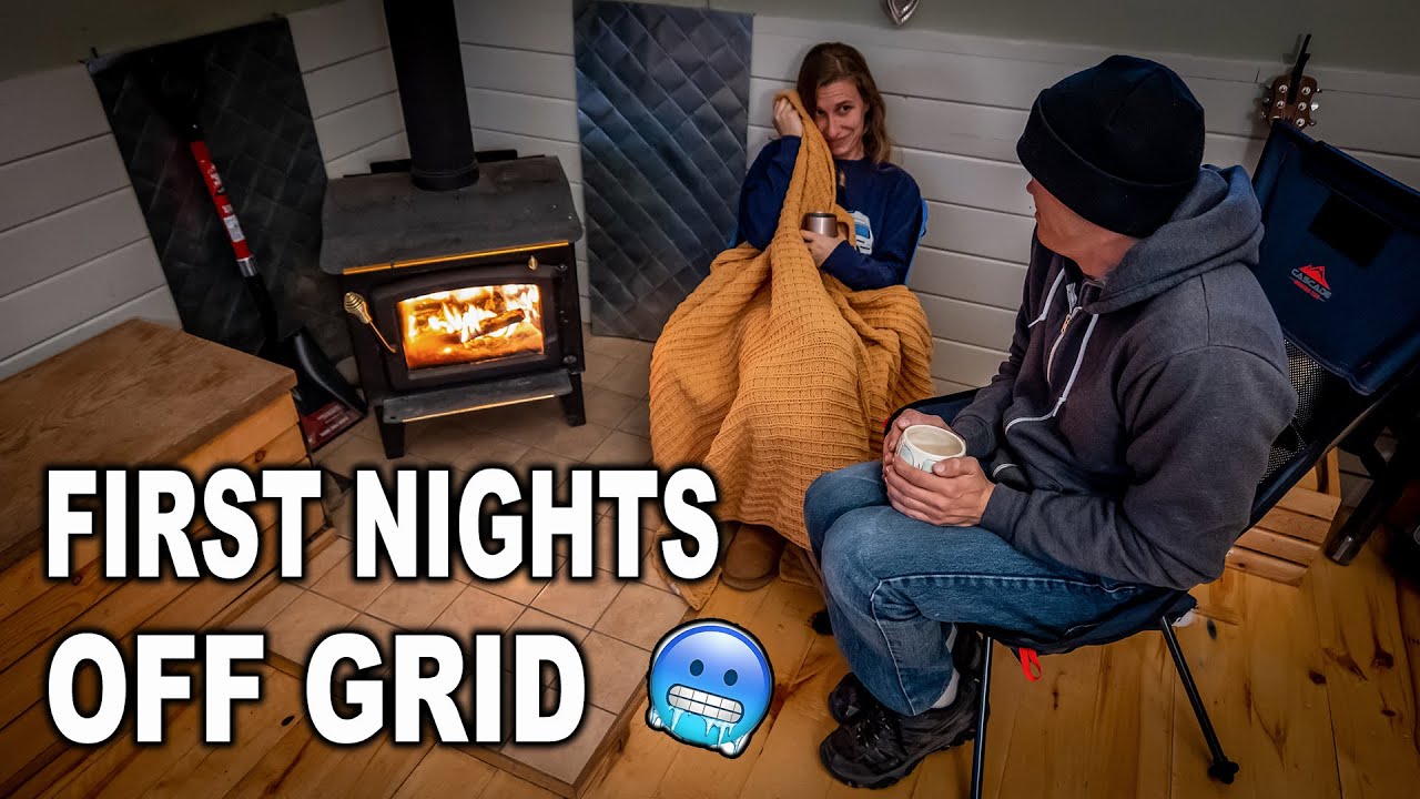 First Nights LIVING OFF GRID in the FREEZING COLD High Desert 🥶 - YouTube