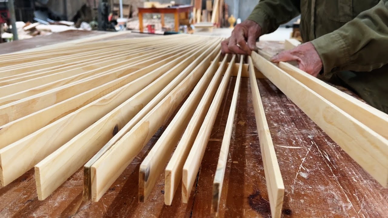 The Artistic Coffee Table Connected From Wooden Slats Makes You ...