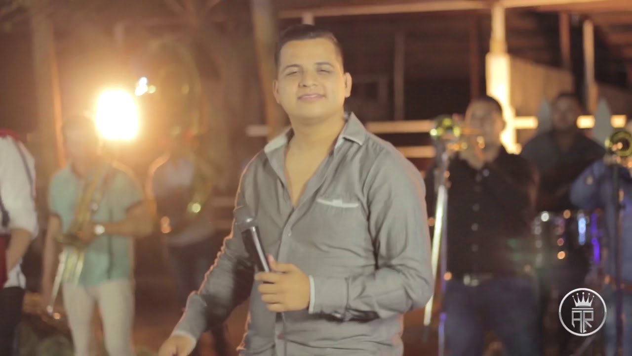 A QUIEN MEREZCA— “Armando Reyes” - YouTube