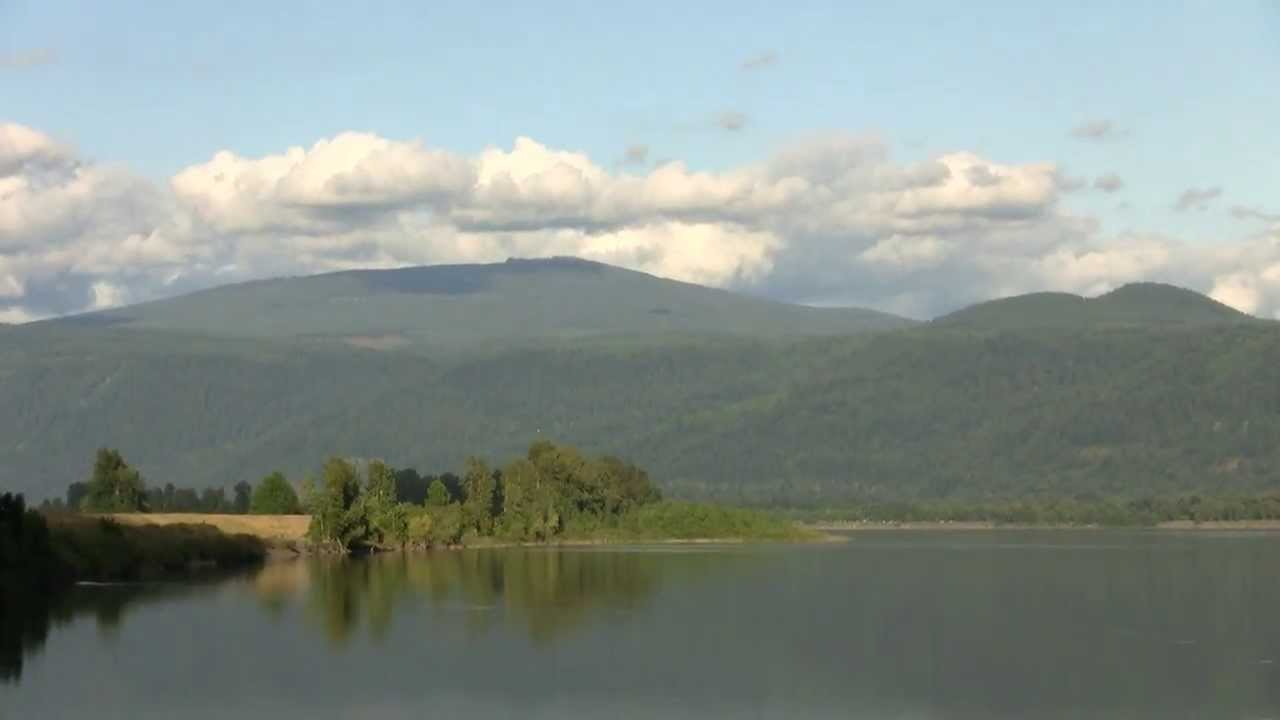 Shield Volcano, Larch Mt, Oregon, USA. Щитовой вулкан Ларч, Орегон, США ...