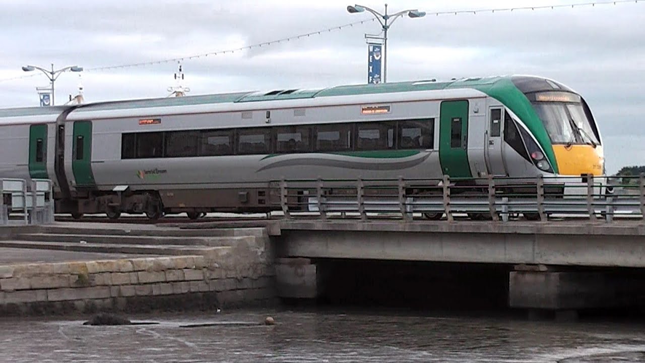 Irish Rail 22000 Class Intercity Train - Crescent Quay, Wexford - YouTube