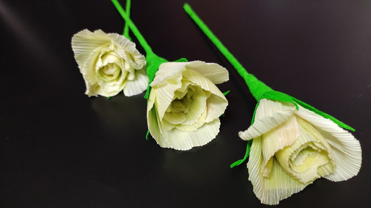 Corn husk flowers | Best out of waste | Flower making with corn husk ...