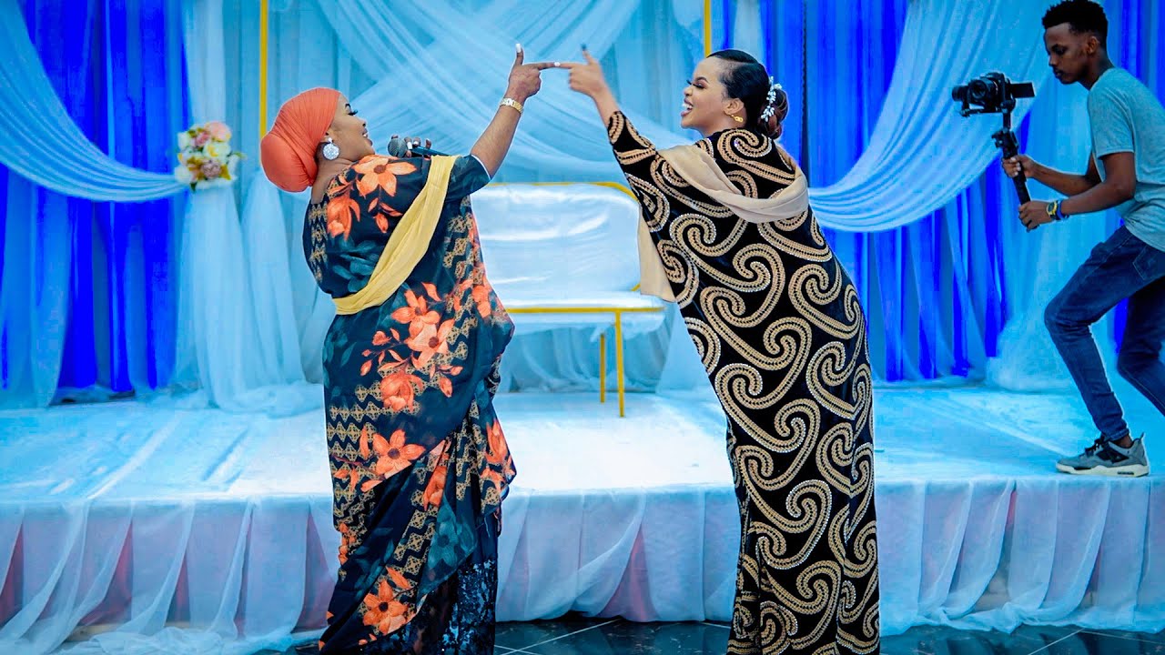 NADIIRA NEYRUUS NEW SOMALI MASHUP SONGS 2023 - YouTube