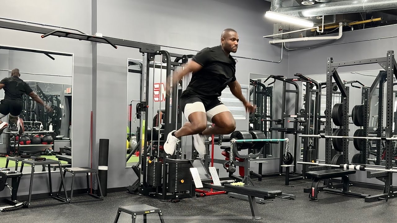 EXPLOSIVE LEG WORKOUT - Build Power & Strength with Plyometric ...