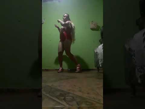 Eu dançando