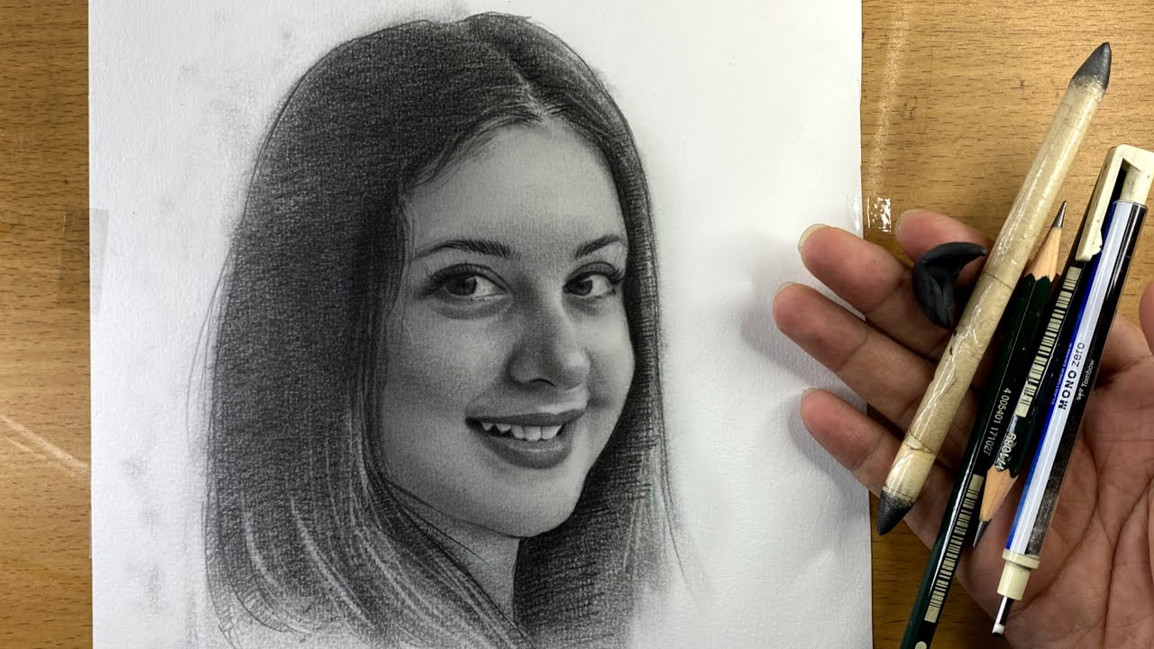 Tunisha Sharma - Drawing Pencils demonstration - YouTube