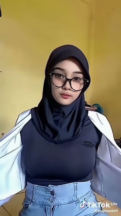 tik tok jilbab hot Boba gede - YouTube