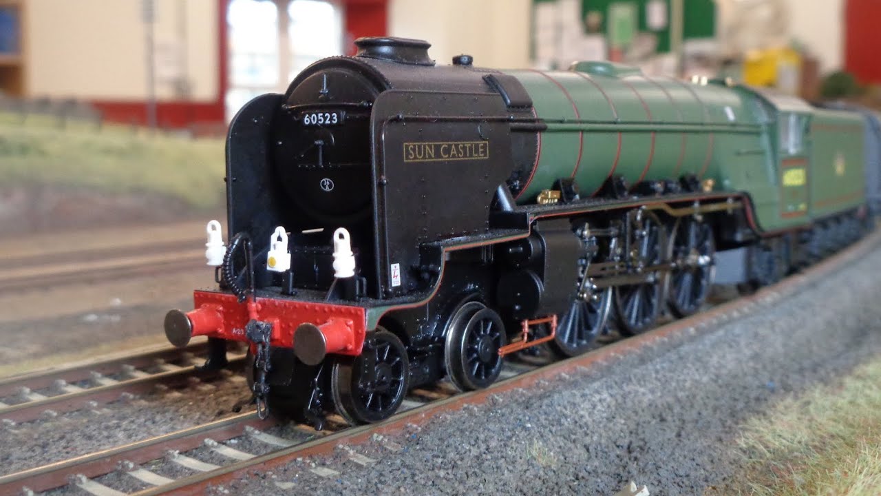 The HORNBY is, LNER Thompson Class A2/3 No.60523 'Sun Castle' was ...