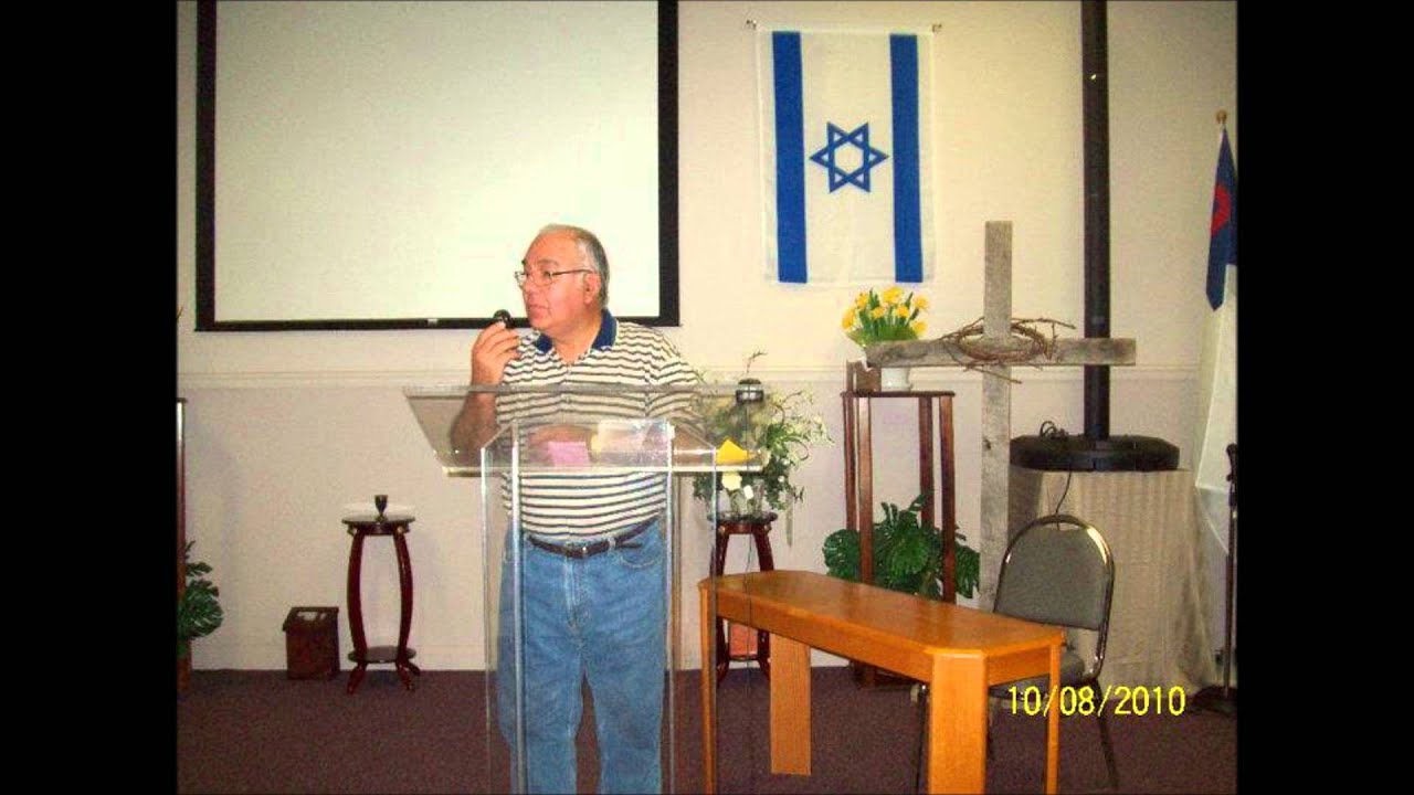 DELEITATE EN JEHOVA PASTOR PATRICIO SOLANO - YouTube