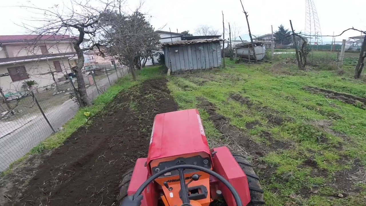 GoProHero4Silver: Fresatura terreno Valpadana 260RS - YouTube