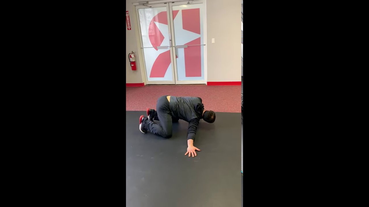 Dynamic Chest Stretch - YouTube