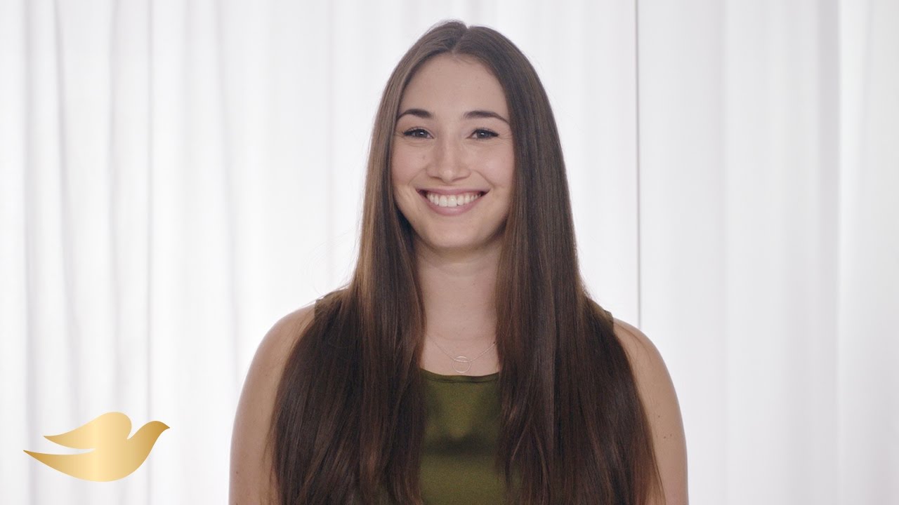 How to get soft hair, by Victoria | Dove - YouTube