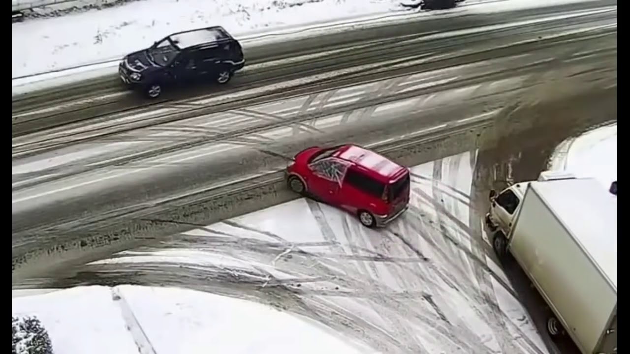 WINTER DRIVERS CRAZY SNOW DRIVING FAILS 2018 - YouTube