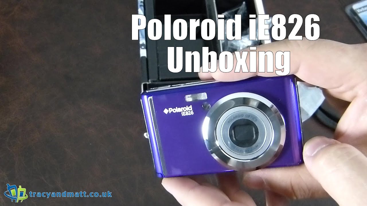 Poloroid iE826 Unboxing - YouTube
