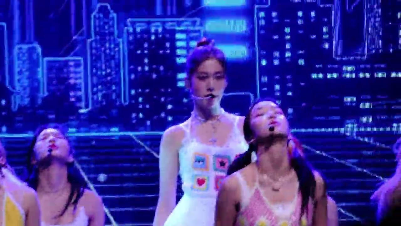 220823 스테이씨 - SO BAD 직캠 KCON 2022 US TOUR San Francisco STAYC - SO BAD ...