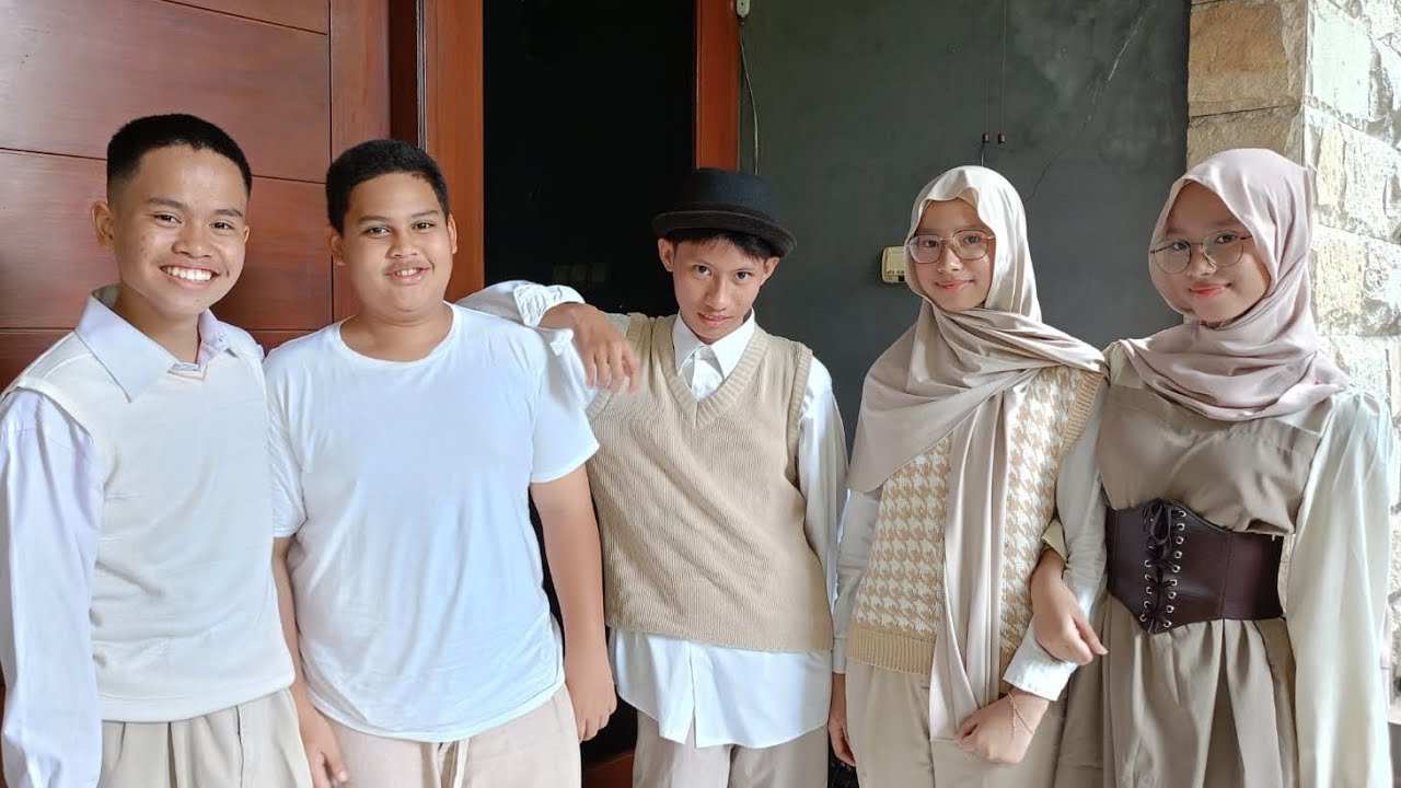 Festival Band Pelajar Surabaya Veritas Band SMPN 23 Surabaya - YouTube