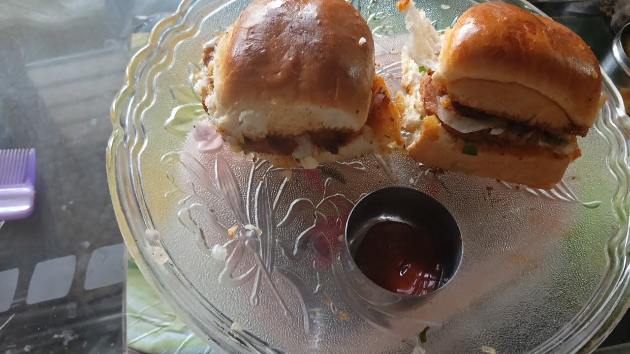 Highlight 1:10:45 – 1:15:45 from Urmila's kitchen is live - YouTube