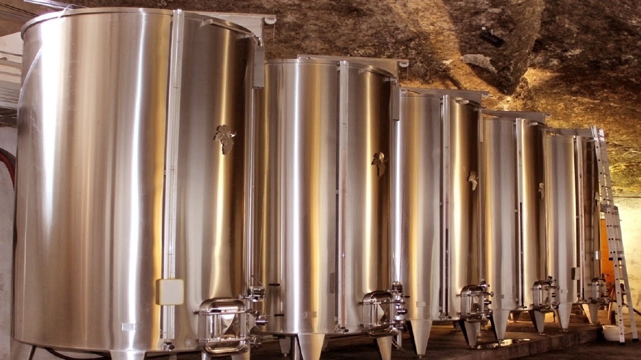 Sparkling wines: the key factor for fermentation and clarification ...