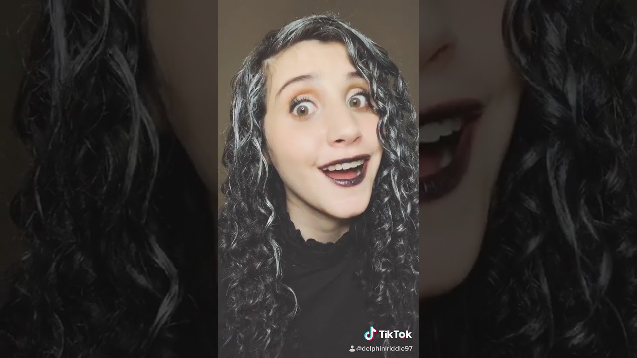 Delphini ties to convince Voldemort (Harry Potter) that she is his ...