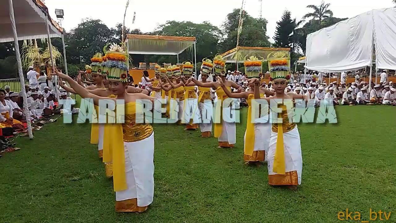 Tari Rejang Dewa - YouTube