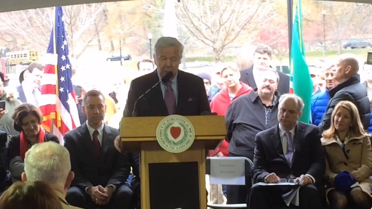 New England Patriots Owner Robert Kraft Pays Tribute To His Wife Myra ...