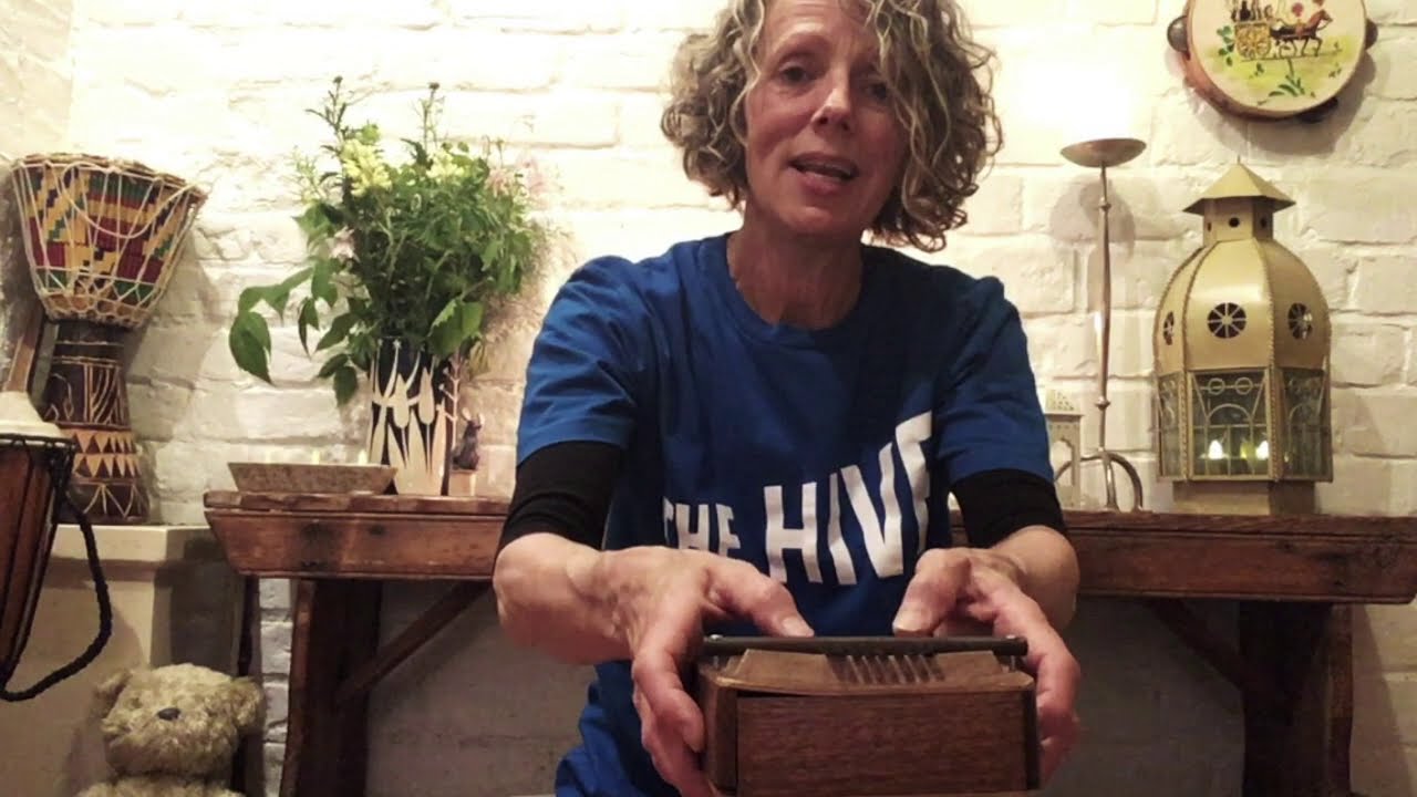 Buzzy Beats @ Bedtime 5 Spider the Drummer - YouTube