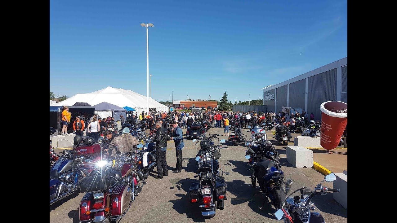BorderTown Biker Bash Tim Hortons Blitz the Bridge - YouTube