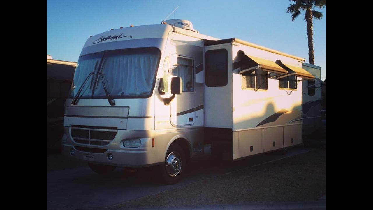 Your Next RV - 2002 Fleetwood Southwind 35R - YouTube